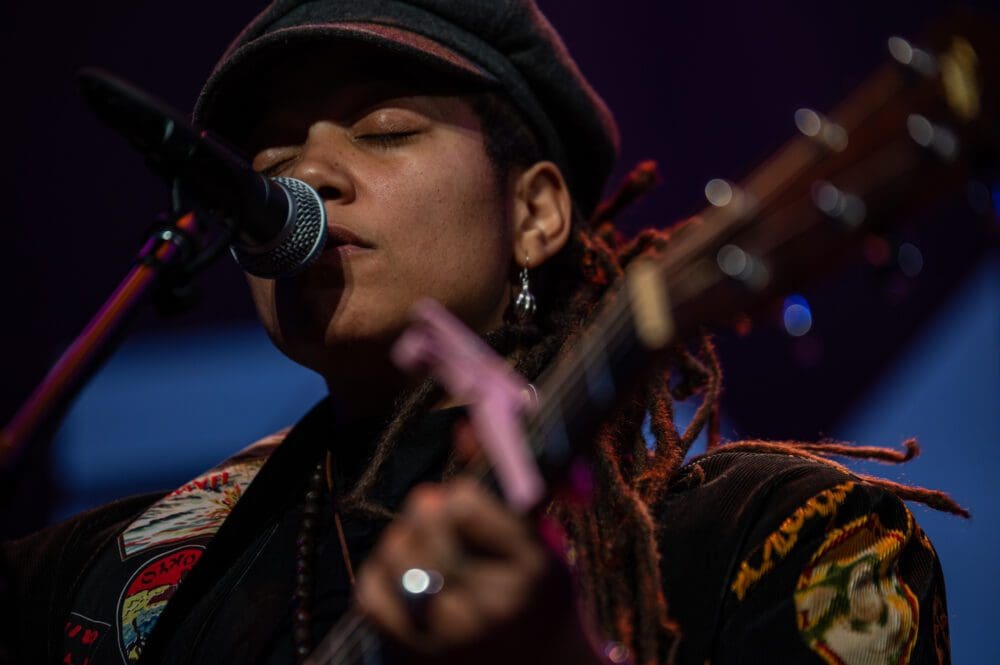 NEFE on The Lemmon Stage at the Legendary El Mocambo |ADDICTED