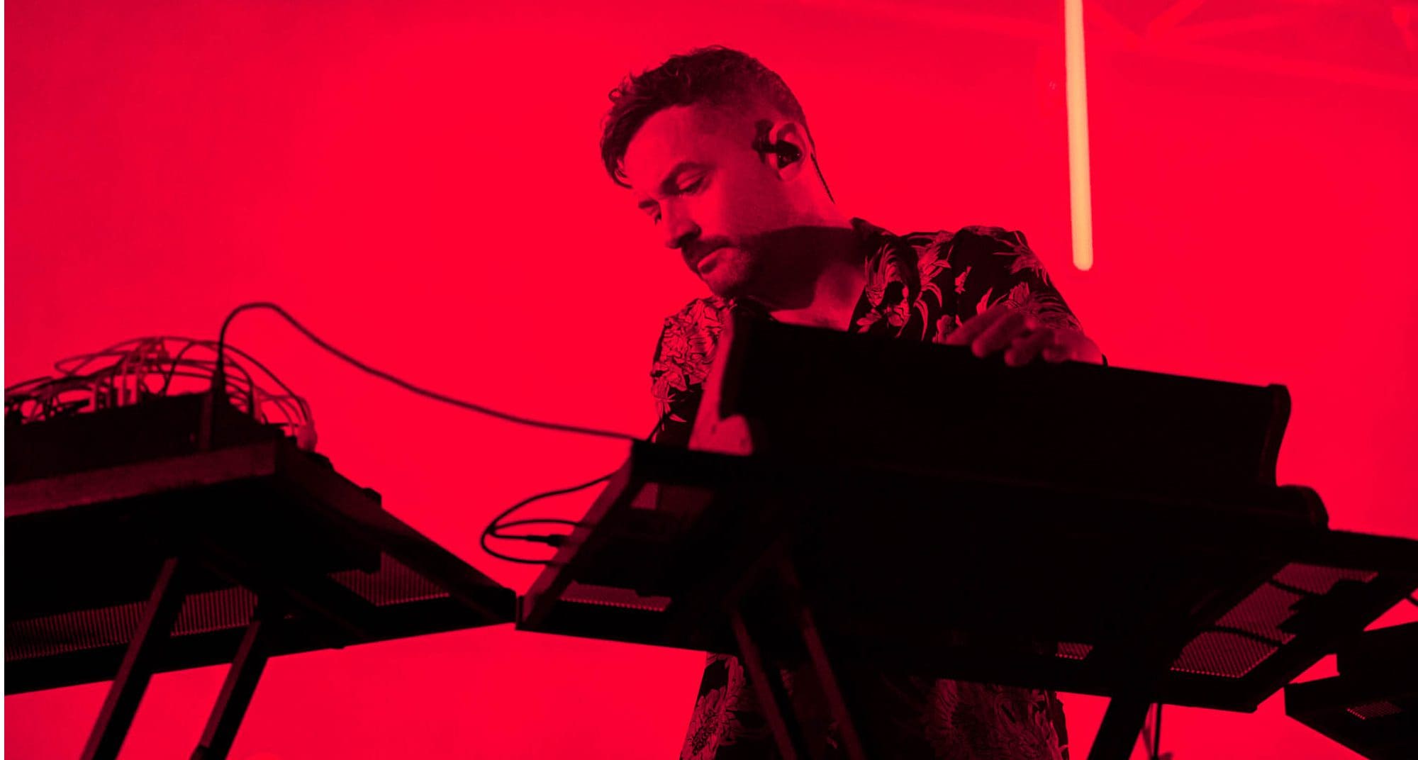 Bonobo Brings Chill Vibes to History | ADDICTED