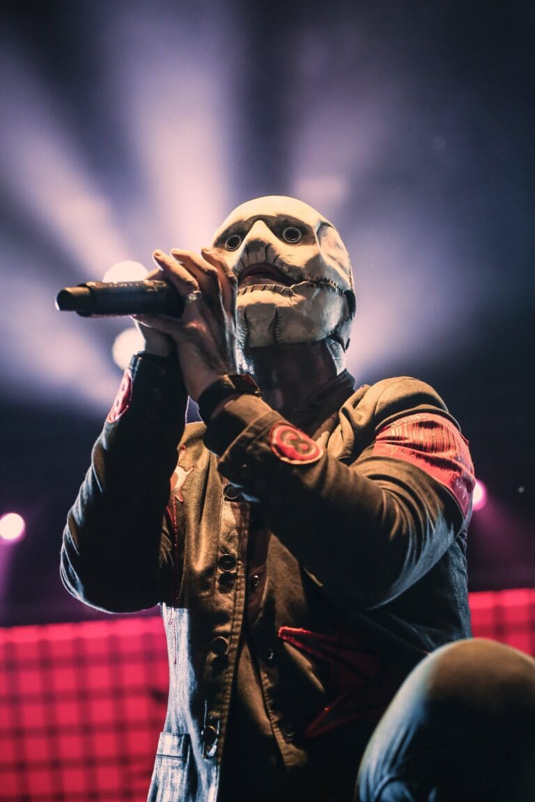 Slipknot and their Mammoth Knotfest Roadshow Descend Upon Budweiser ...