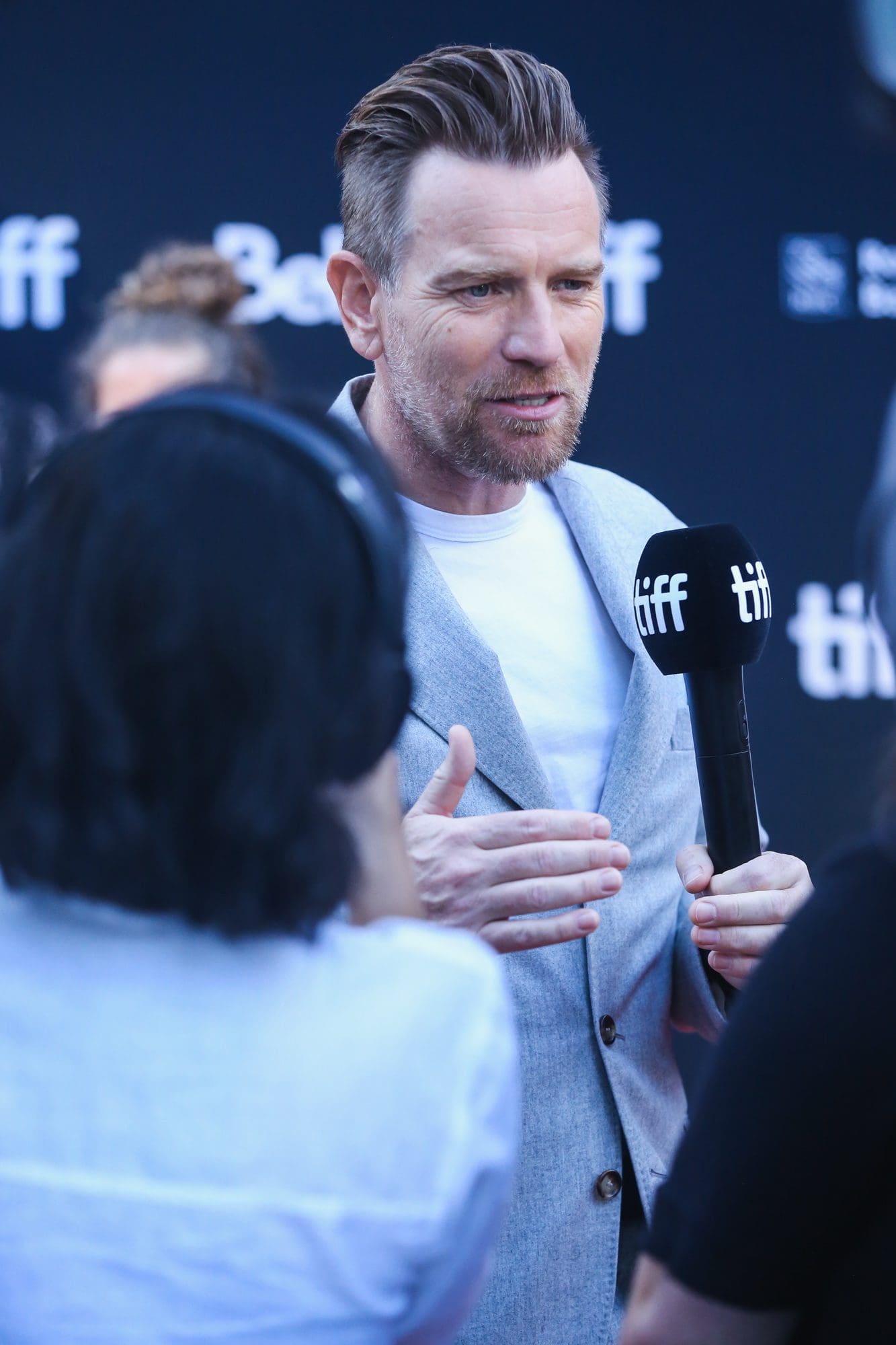 TIFF 2022: ‘Raymond & Ray’ Brings Ethan Hawke and Ewan McGregor ...