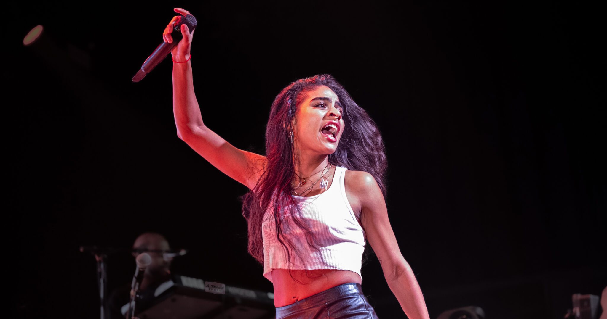 Jessie Reyez Brings Warmth and Heat to Toronto's History | ADDICTED