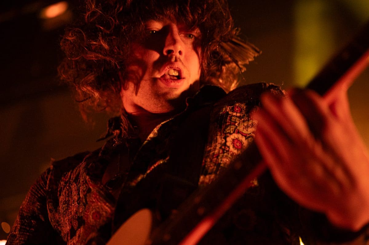 Live In Photos: Barns Courtney at the Opera House | ADDICTEDADDICTED